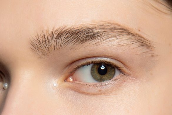 How to Whiten Your Face? 12 Ways to Get Fair and Glowy Skin - Healthwire